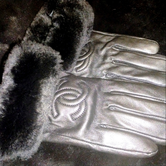 Accessories | Chanel Gloves With Black Fur | Poshmark
